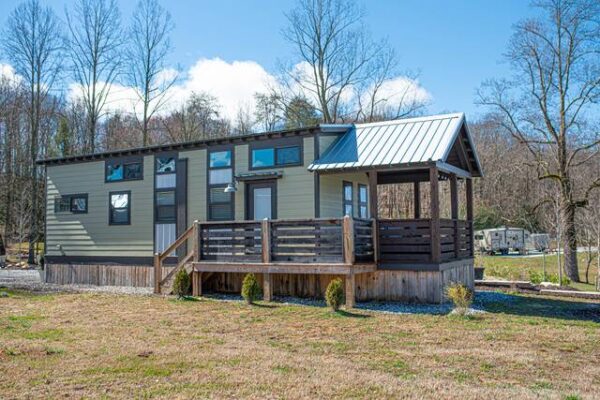 Tiny House 144 - Waterside at Blue Ridge